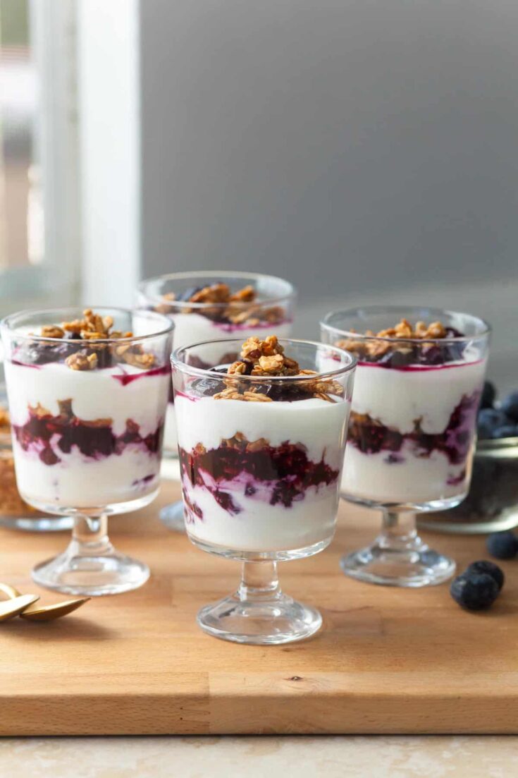 Blueberry Parfaits | Easy Blueberry Yogurt Parfait Recipe